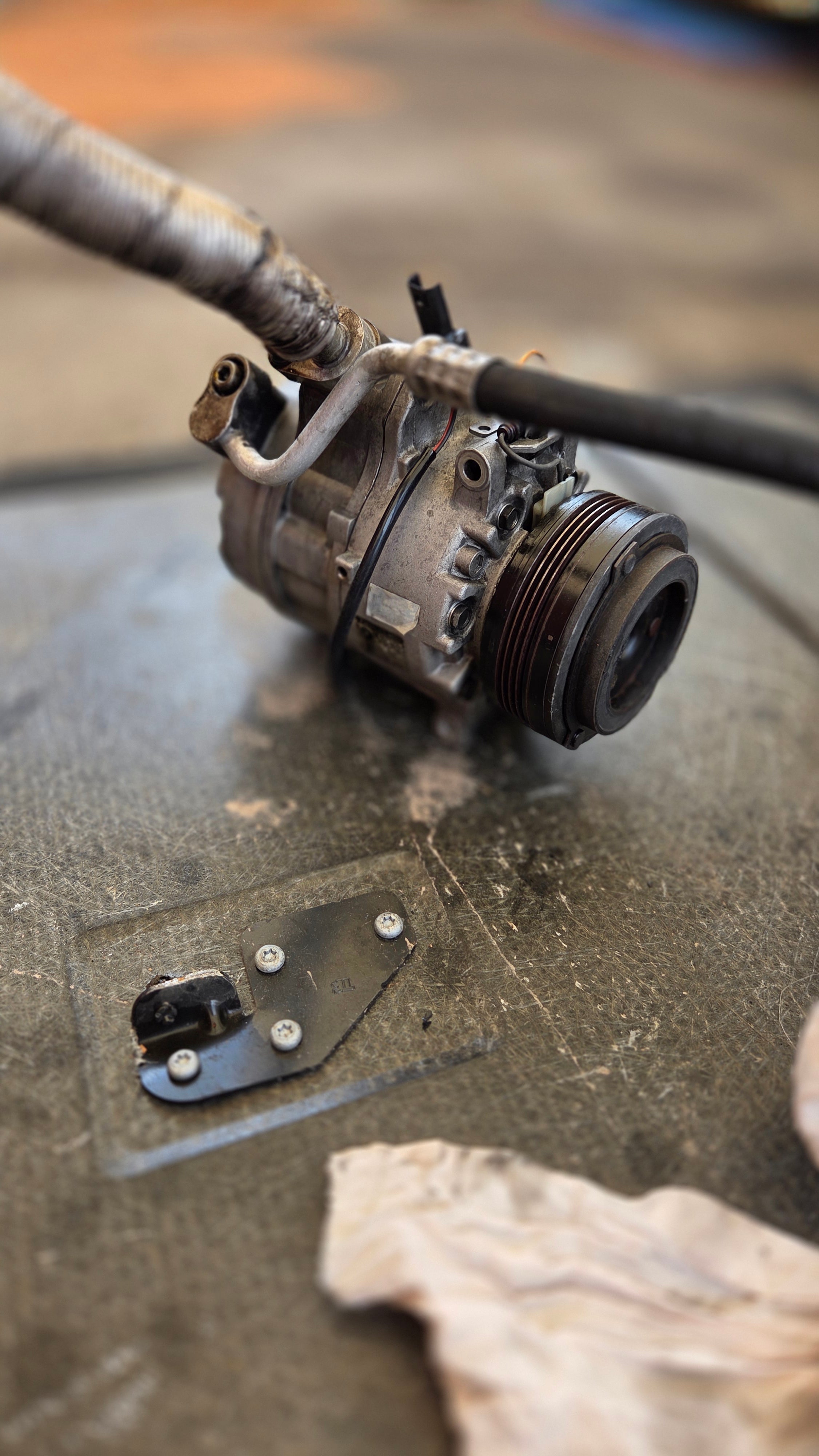 Used BMW M57N2 AC compressor – Shark Parts