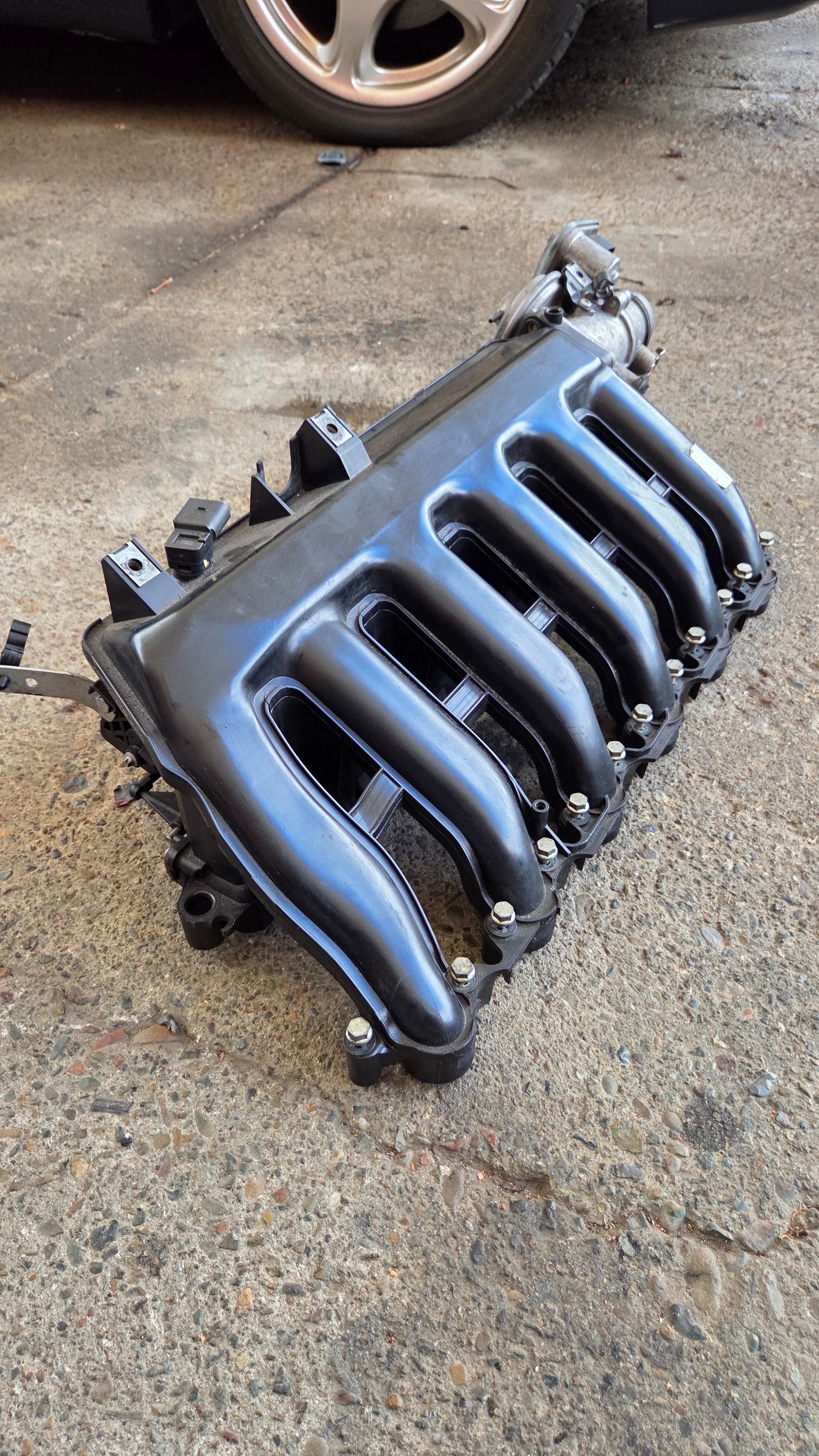 Used BMW M57 Intake manifold – Shark Parts
